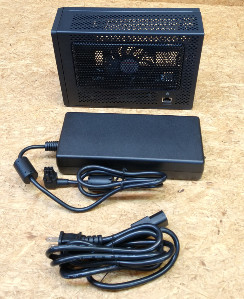 省スペースなeGPUボックス新製品「SPARKLE TBX-240FU」を使ってみた！ – アキバのアミュレット店員がやってみた