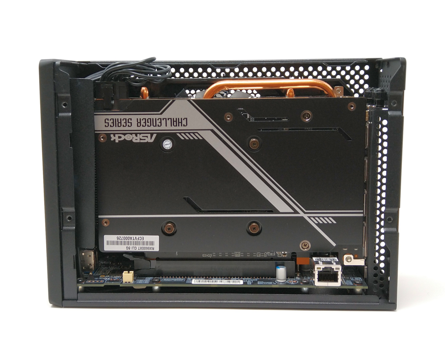 省スペースなeGPUボックス新製品「SPARKLE TBX-240FU」を使ってみた！ – アキバのアミュレット店員がやってみた