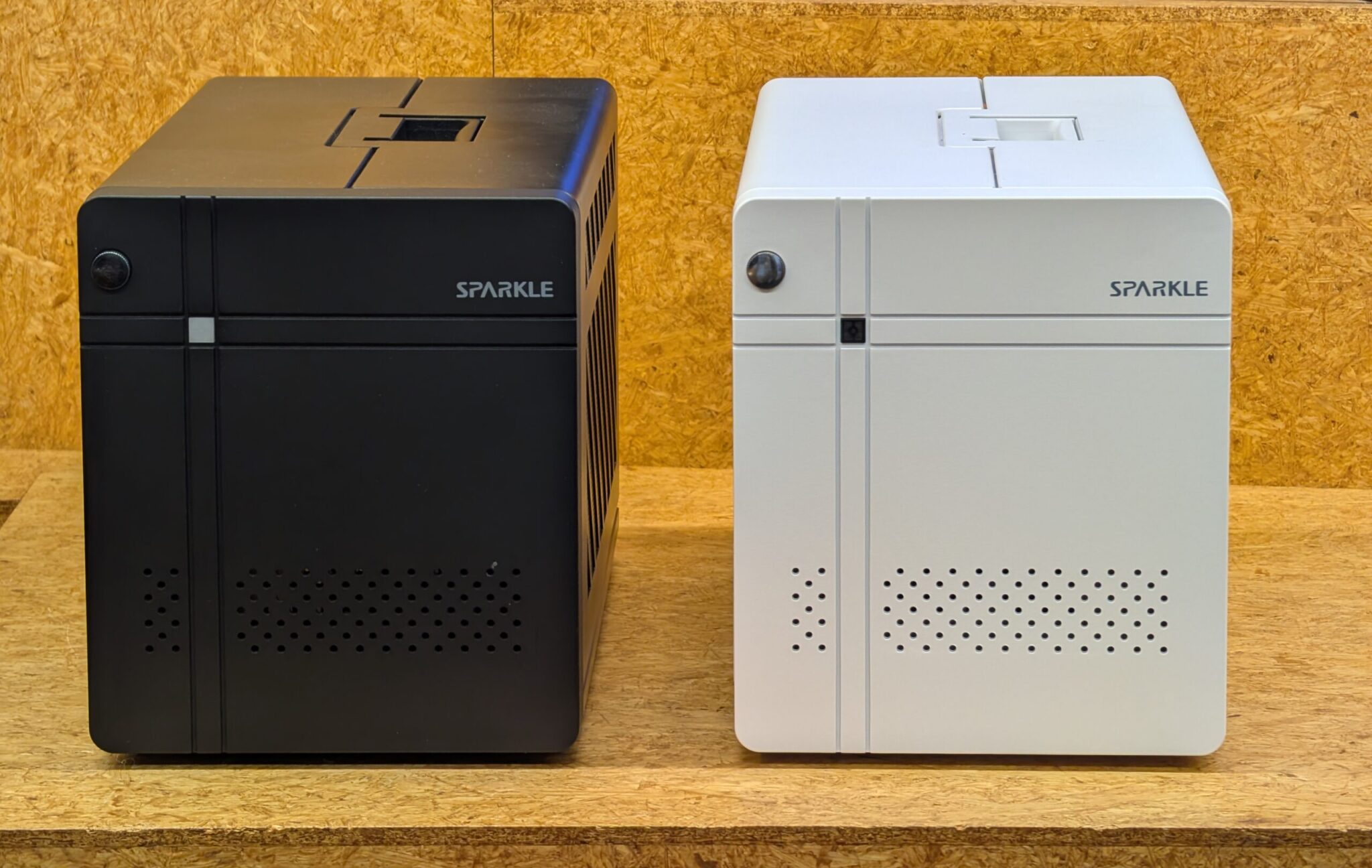 Thunderbolt 5 対応！eGPUボックス新製品「SPARKLE Studio-G Ultra 850」まもなく発売！！ – アキバの ...